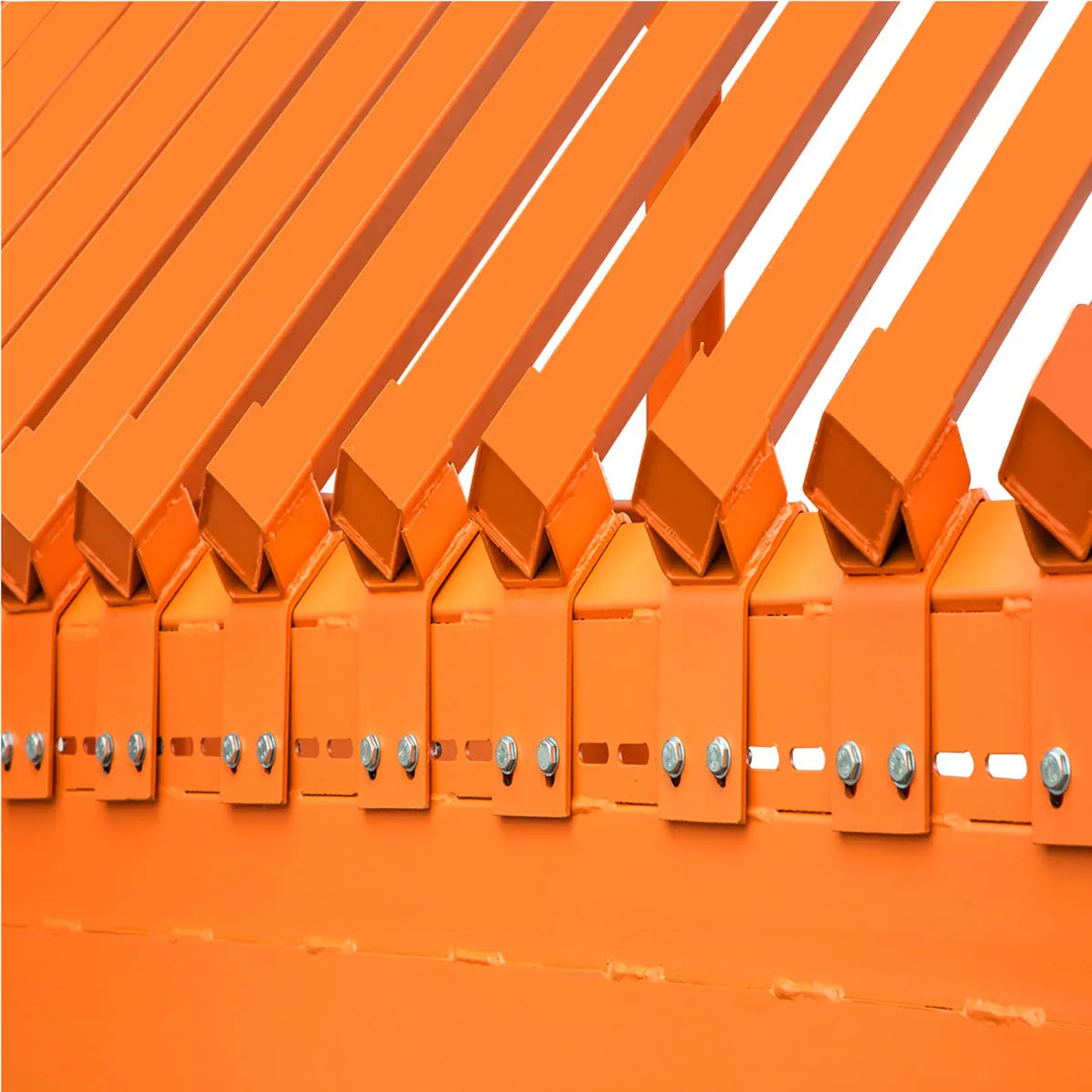 10’ Heavy Duty Static Grizzly Rock Screen, Adjustable Bolt-On Deck